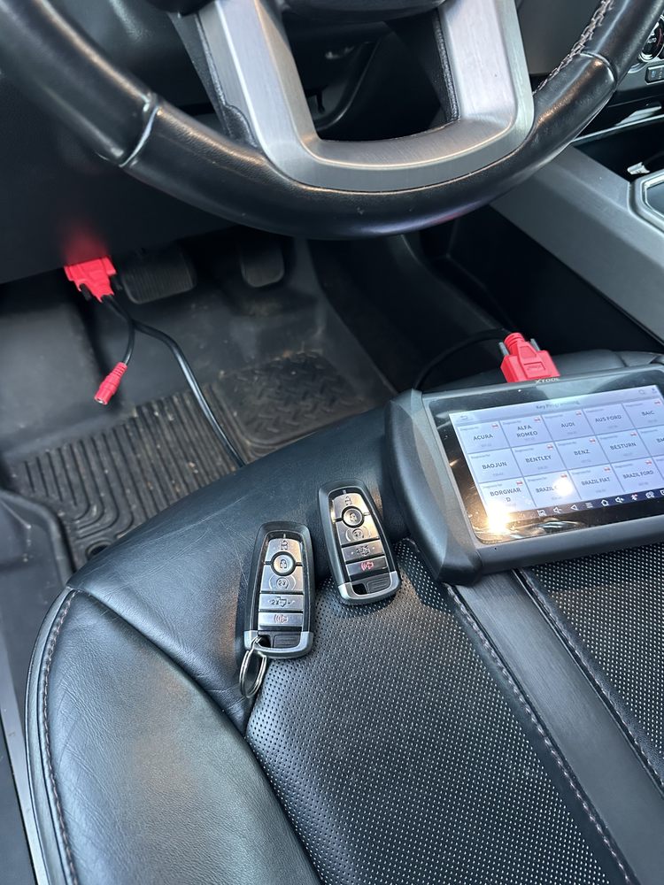 KEY MASTER - Updated December 2024 - 26 Photos - Knoxville, Tennessee ...