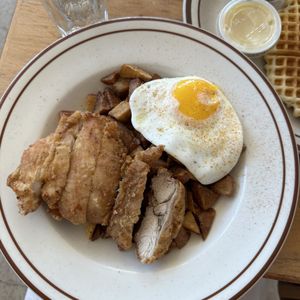 FAT’S FRIED CHICKEN & WAFFLES - 926 Photos & 786 Reviews - 2726 E ...