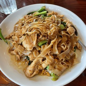 SURINA THAI - Updated July 2025 - 561 Photos & 180 Reviews - 2390 ...