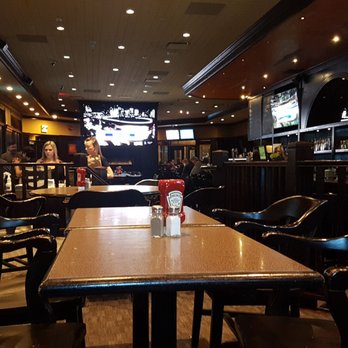 SAMZ NEIGHBOURHOOD PUB - Updated October 2025 - 28 Photos & 47 Reviews ...