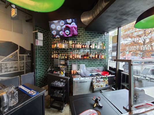 NAVIGATOR TAPROOM - Updated October 2025 - 120 Photos & 189 Reviews ...