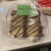KIZZY’S KAKES - 215 S 6th St, Griffin, Georgia - Bakeries - Phone ...