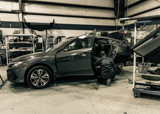 CASCADES AUTO BODY - Updated December 2025 - 36 Photos & 63 Reviews ...