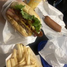 MAIN STREET BURGER - Updated December 2025 - 87 Photos & 202 Reviews ...