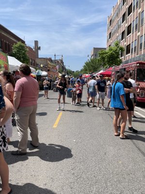 WINDY CITY HOT DOG FESTIVAL - Updated June 2025 - 55 Photos - 4000 N ...