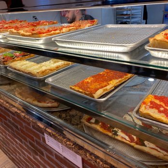 VILLAGE SQUARE PIZZA - UPPER EAST SIDE - Updated July 2024 - 55 Photos ...