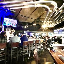 YARD HOUSE - Updated October 2025 - 1628 Photos & 1258 Reviews - 90 El ...