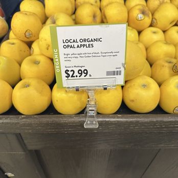 PCC COMMUNITY MARKETS - ISSAQUAH - Updated January 2026 - 106 Photos ...