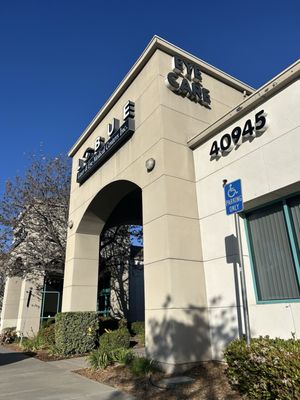 LOBUE LASER & EYE MEDICAL CENTERS - Updated December 2025 - 67 Photos ...