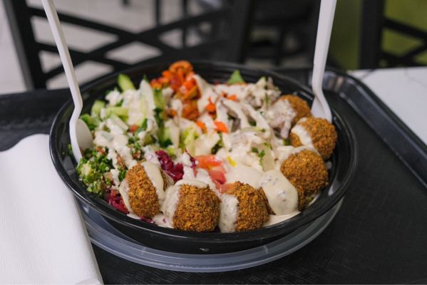 LAZEEZ EATS - Updated January 2026 - 32 Photos & 28 Verified Reviews ...