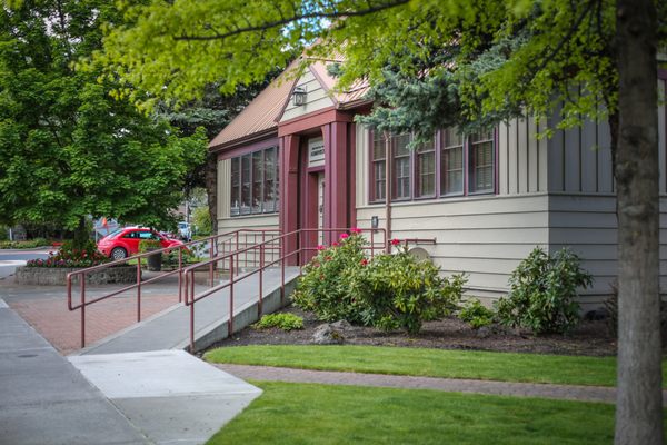 DESCHUTES PUBLIC LIBRARY SYSTEM - Updated December 2025 - 15 Reviews ...