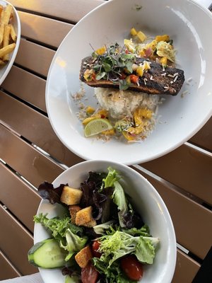 THE OAK STAVE DRINKERY & EATERY - Updated June 2025 - 313 Photos & 256 ...