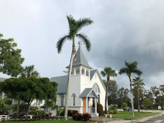 ROSER MEMORIAL COMMUNITY CHURCH - Updated November 2025 - 21 Photos ...