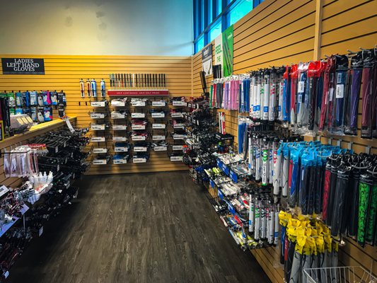 ROGER DUNN GOLF SHOPS - Updated June 2024 - 46 Photos & 70 Reviews ...