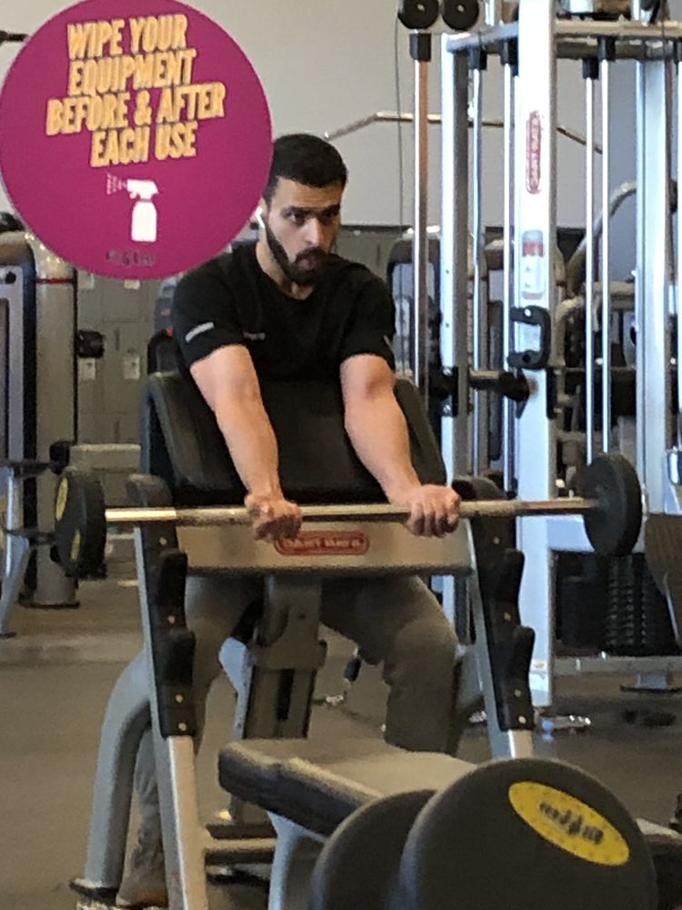 FIT4LESS - Updated April 2024 - 20 Photos - 71 Cochrane Drive, Markham ...