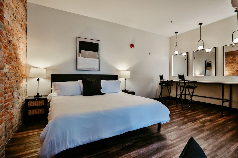 URBAN COLLECTIVE BOUTIQUE HOTEL | 20 Photos | 201 N 2nd St ...