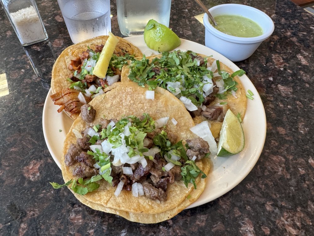 TACOS EL TIO - Updated October 2025 - 14 Photos - 159 N Milwaukee Ave ...