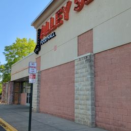 ALLEY 51 - Updated December 2025 - 241 Photos & 70 Reviews - 10500 ...