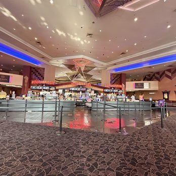 REGAL MANCHESTER - FRESNO - Updated December 2025 - 330 Photos & 241 ...