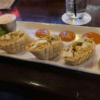 ROZA LYONS - Updated October 2025 - 32 Photos & 64 Reviews - 709 E ...