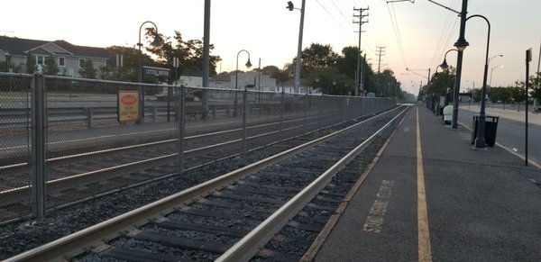 NEW JERSEY TRANSIT LITTLE SILVER TRAIN STATION - 31 Photos - Public ...