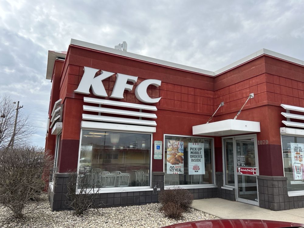 KFC - Updated January 2026 - 29 Reviews - 1070 Emerald Ter, Sun Prairie ...