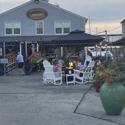 DOG WATCH CAFE - Updated December 2025 - 633 Photos & 622 Reviews - 194 ...