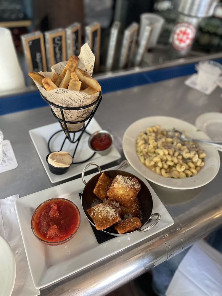 FIRST FLIGHT ISLAND RESTAURANT & BREWERY - 528 Photos & 318 Reviews ...