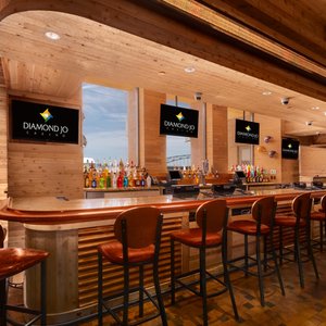 ISLAND SOCIAL KITCHEN & BAR - Updated December 2025 - 13 Photos - 1855 ...