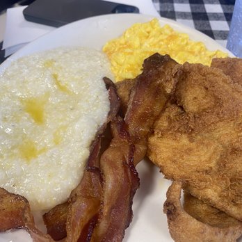 DEMITRIS RESTAURANT - Updated March 2025 - 148 Photos & 164 Reviews ...