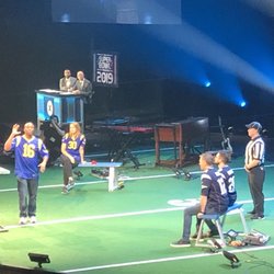 CROSSROADS OAKLEY - 71 Photos & 82 Reviews - 3500 Madison Rd ...