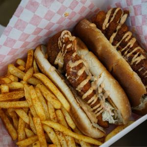BUSSIN’ BUNS - Updated July 2025 - 6816 RM 620, Austin, Texas - Chicken ...