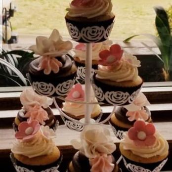 THE CRIMSON CAKE - Updated March 2025 - 555 Photos & 279 Reviews - 3800 ...