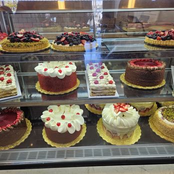 YAVA BAKERY AND CAFE - Updated September 2024 - 948 Photos & 404 ...