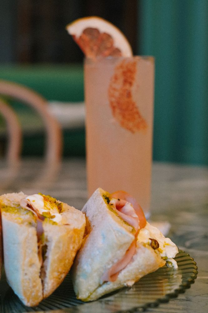 THE BLIND MONK - Updated April 2025 - 628 Photos & 472 Reviews - 655 S ...