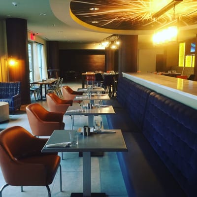 RED RIVER TAVERN - Updated March 2025 - 17 Photos - 810 Red River St ...