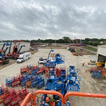 EQUIPMENTSHARE - Updated October 2025 - 10 Photos - 1675 S Main St ...