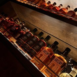 WARREN - NAPLES - Updated April 2025 - 126 Photos & 86 Reviews - 111 ...