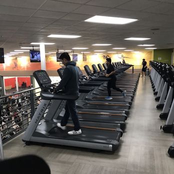 LA FITNESS - Updated January 2026 - 35 Photos & 286 Reviews - 715 N ...