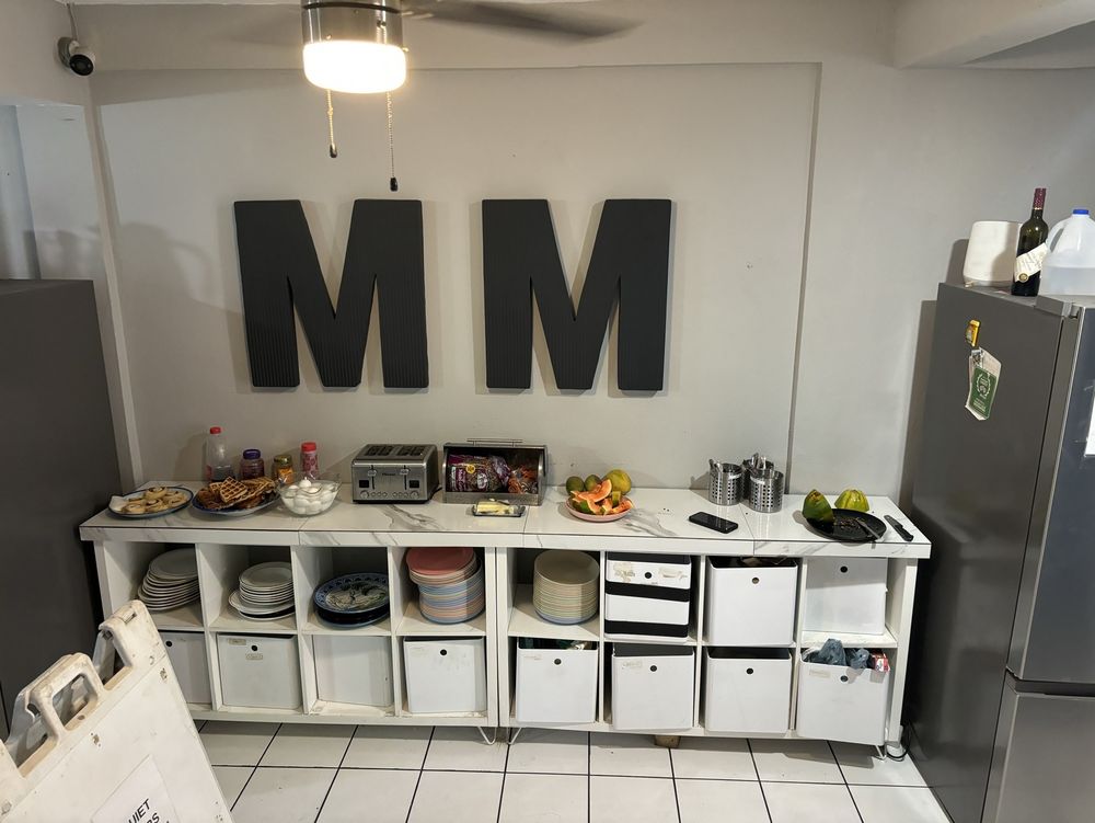 MANGO MANSION - Updated March 2025 - 12 Photos & 21 Reviews - Cll ...