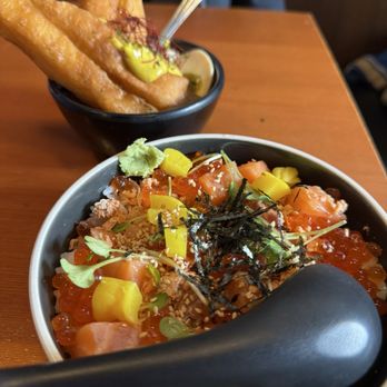 RONDO - Updated July 2025 - 2764 Photos & 692 Reviews - 224 Broadway E ...