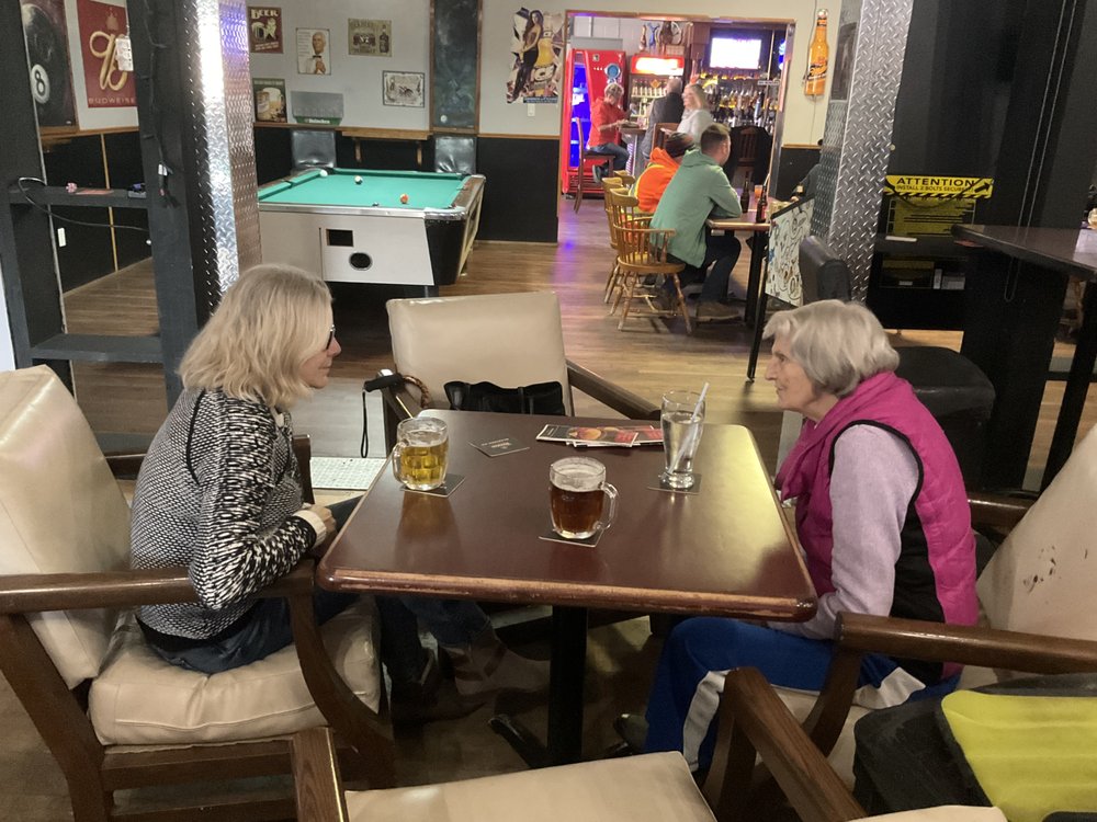 KINGPIN LOUNGE - Updated May 2024 - 71 Photos - 584 Wallace Street ...