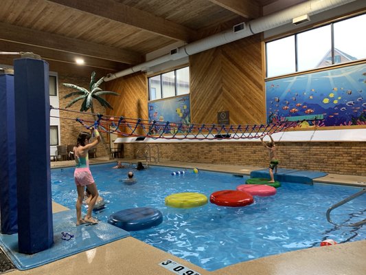 COMFORT INN - Updated September 2024 - 46 Photos & 34 Reviews - 493 ...