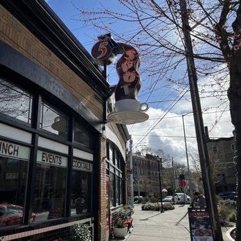 5 SPOT - Updated February 2025 - 938 Photos & 1371 Reviews - 1502 Queen ...