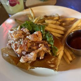 FIRESIDE TAVERN SHERBORN - Updated August 2025 - 36 Photos & 41 Reviews ...