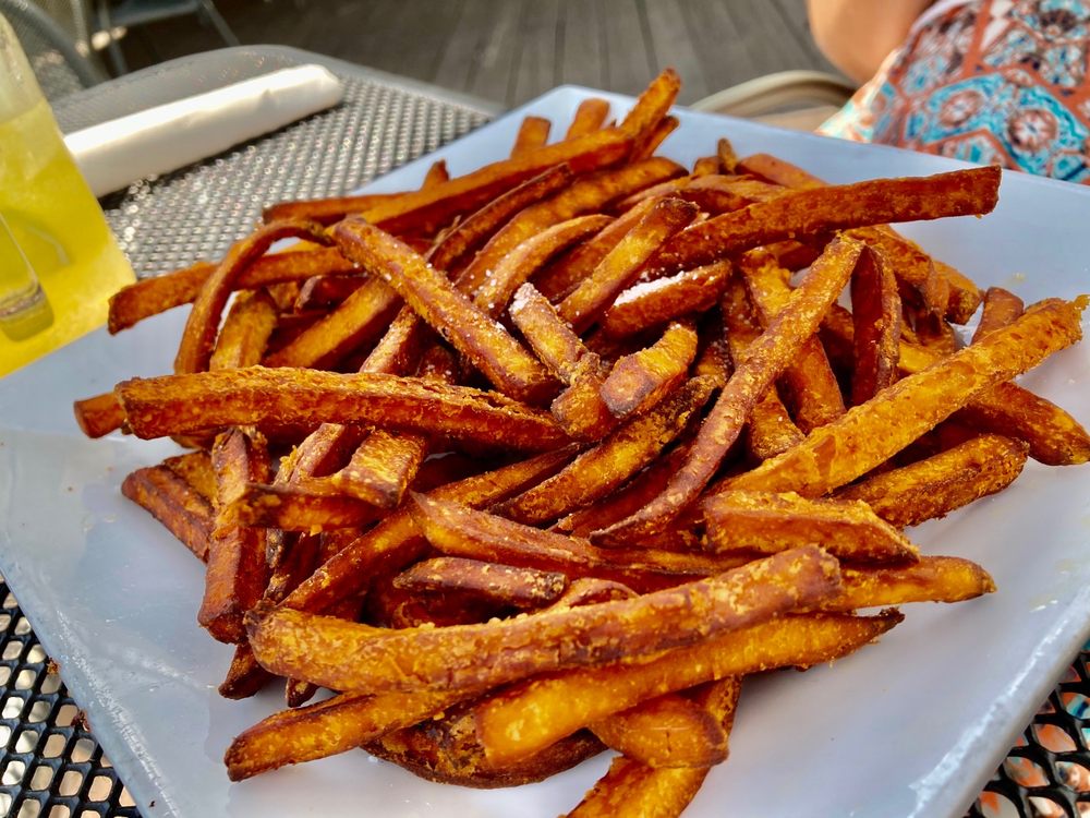 MAPLE TREE CAFE - Updated October 2025 - 78 Photos & 90 Reviews - 781 ...