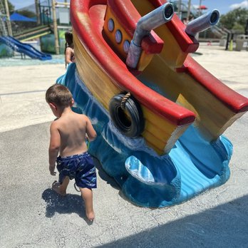 ROSEMEADE RAINFOREST AQUATIC COMPLEX - Updated January 2026 - 54 Photos ...