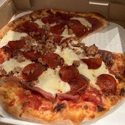 BOLLO WOODFIRED PIZZA - 856 Photos & 811 Reviews - Italian - 2202 W ...
