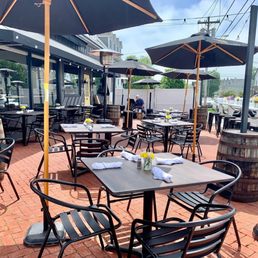 BJ RYAN’S EAST - Updated January 2026 - 44 Photos & 27 Reviews - 1 Cove Ave, Norwalk ...