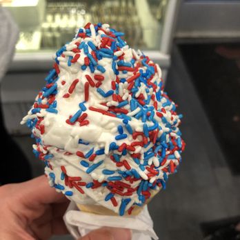 SUNDAES THE ICE CREAM PLACE - Updated December 2024 - 80 Photos & 84 ...